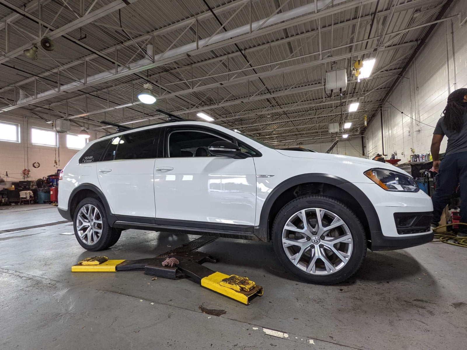 B2BFAB Camber Correcting Lift Kit VW Mk7 Sportwagen/Alltrack – New ...